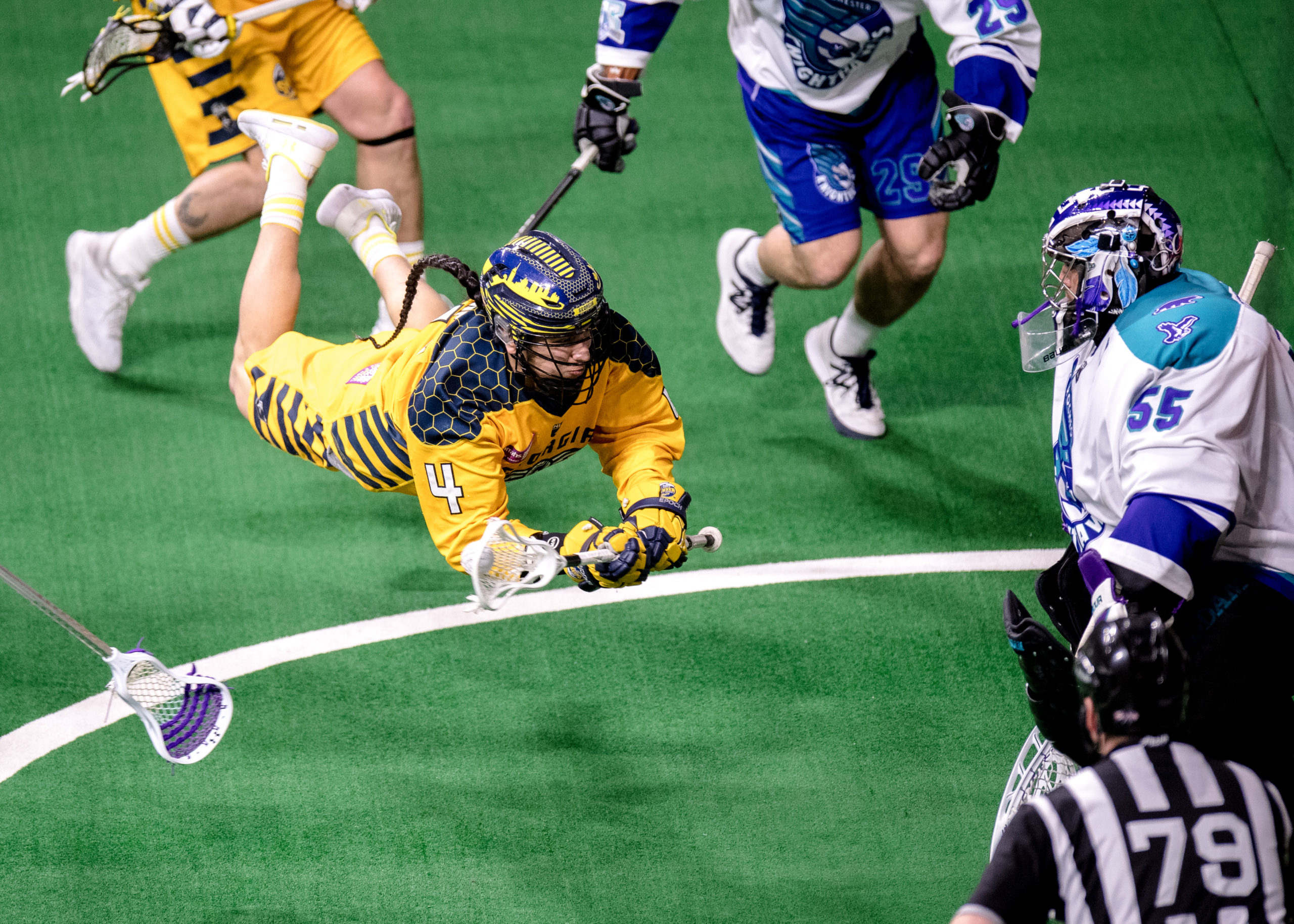 Swarm emerge victorious in front of second-largest crowd in team ...